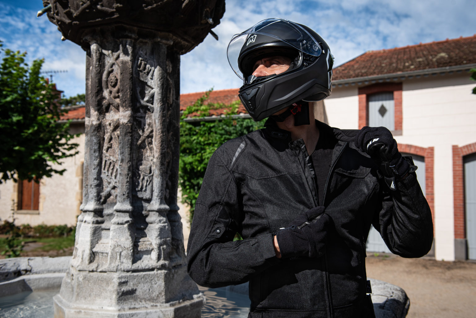 MAXXESS.FR - Le géant de l'accessoire moto