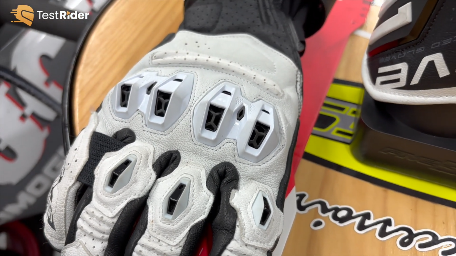 Notre avis sur les gants Five RFX3 Evo - Test et Vidéo